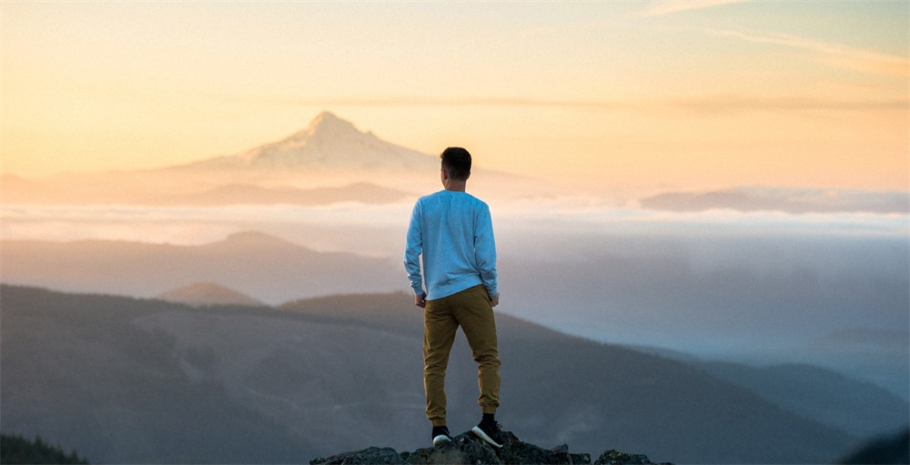 How Students Can Start Planning a Financially Secure Future